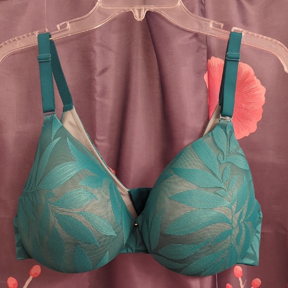Cacique | Intimates & Sleepwear | Cacique Teal Leaf Design Bra | Poshmark